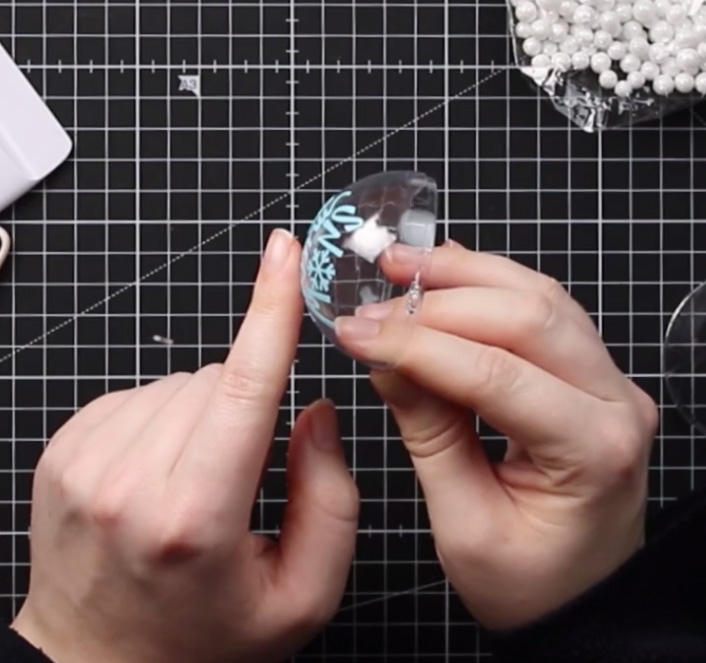 How to Add Vinyl to Round Ornaments - Craft with Sarah