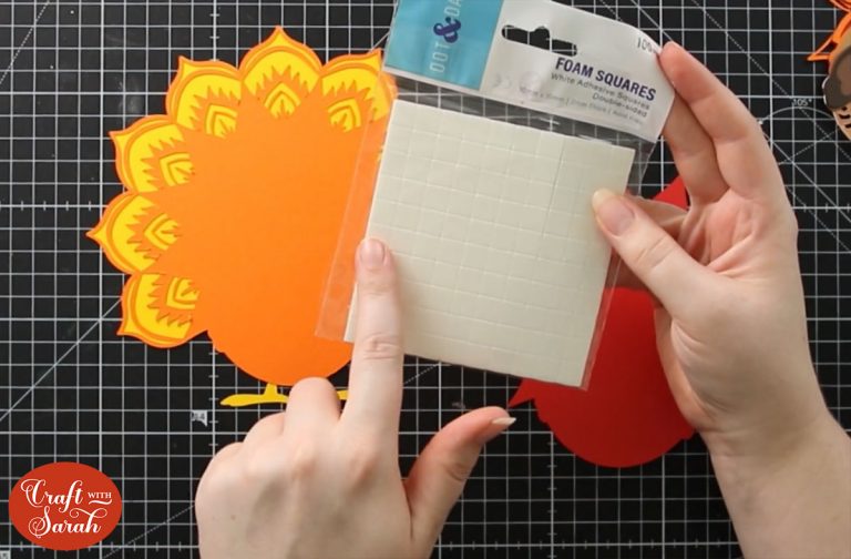 Free Layered Turkey SVG for an Easy Thanksgiving Craft with Paper ...