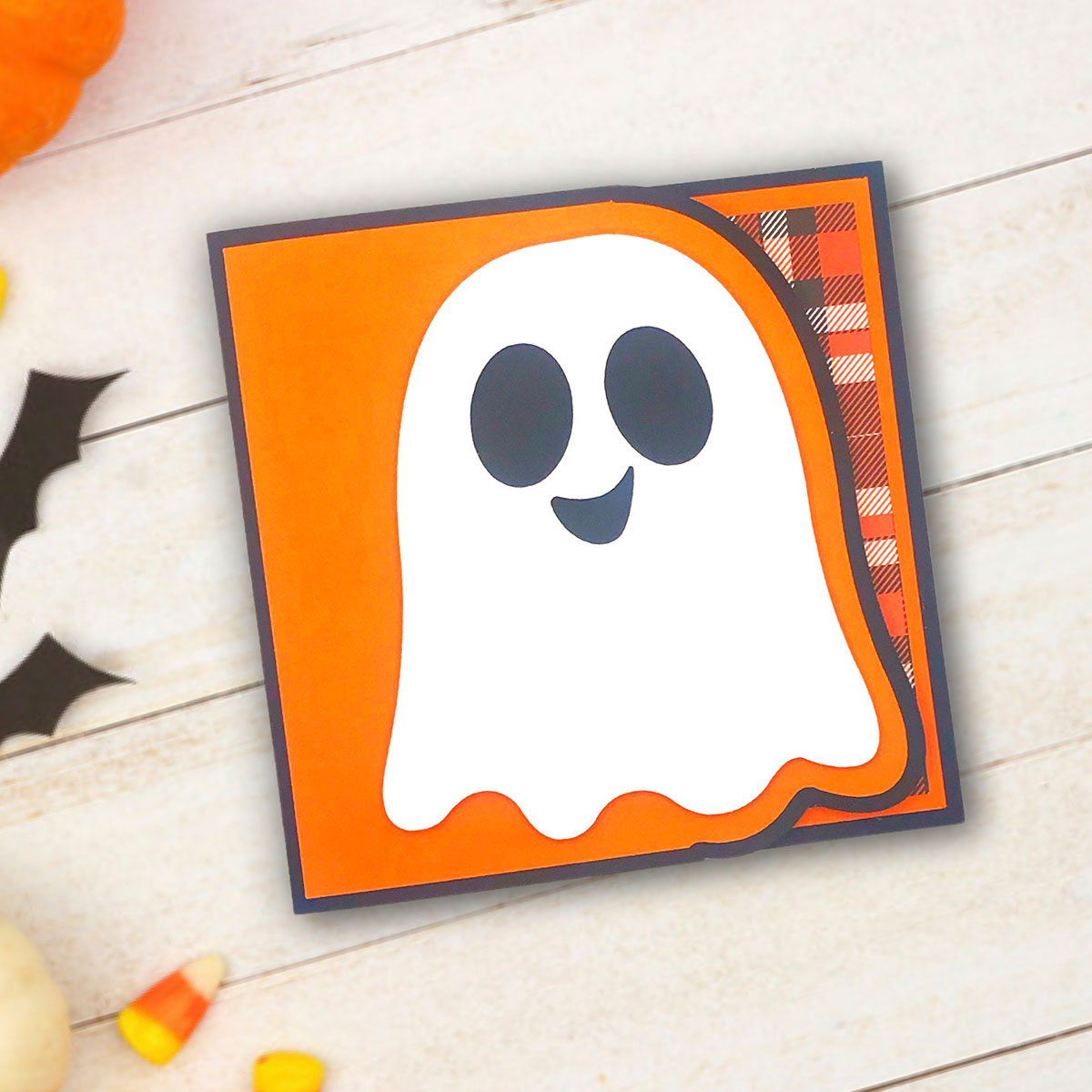 HCC 2023 Day 08 🦇 Happy Ghost Side Edge Card - Craft with Sarah