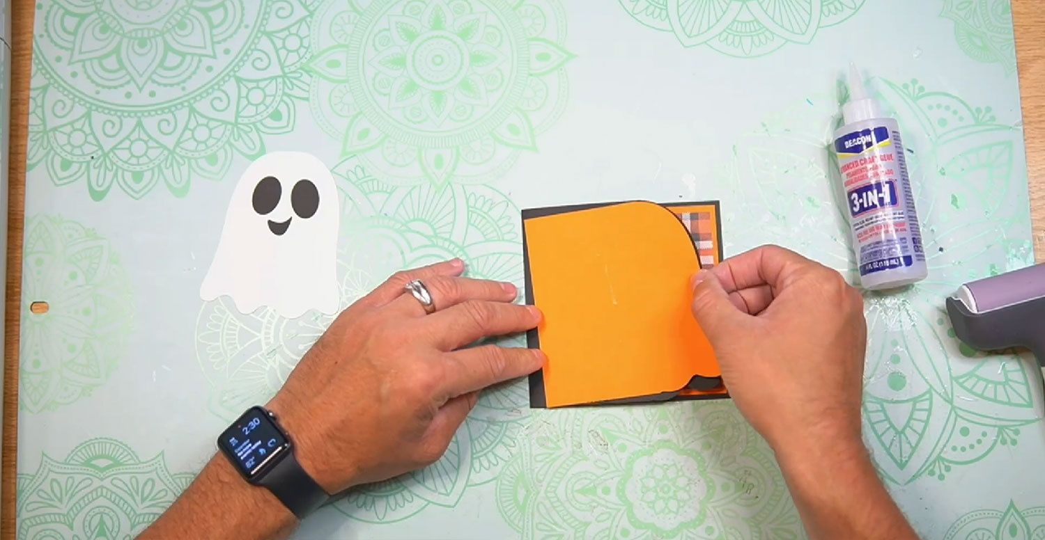 HCC 2023 Day 08 🦇 Happy Ghost Side Edge Card - Craft with Sarah