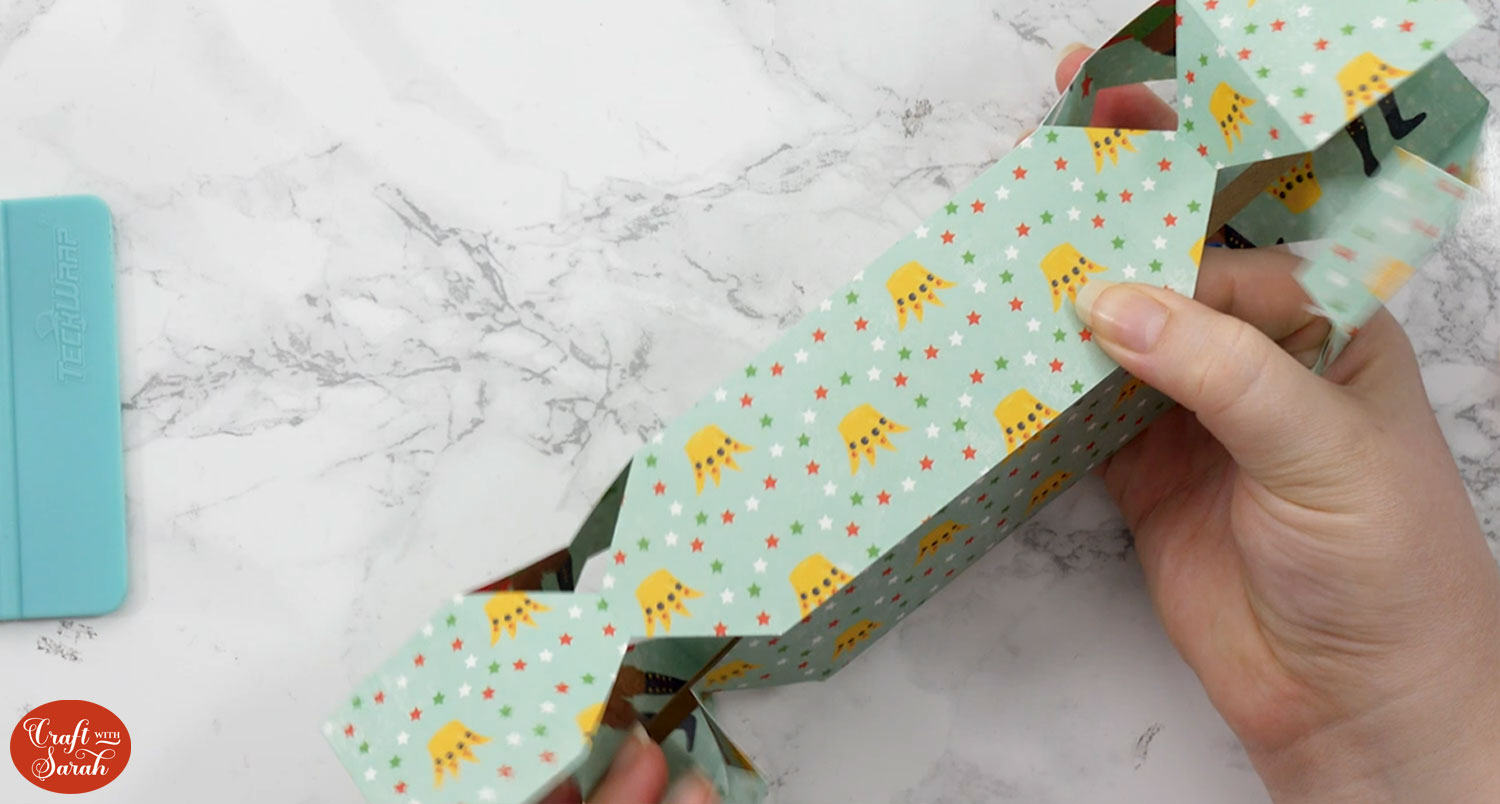 CCC 2023 Day 20 ☃️ DIY Christmas Crackers - Craft with Sarah