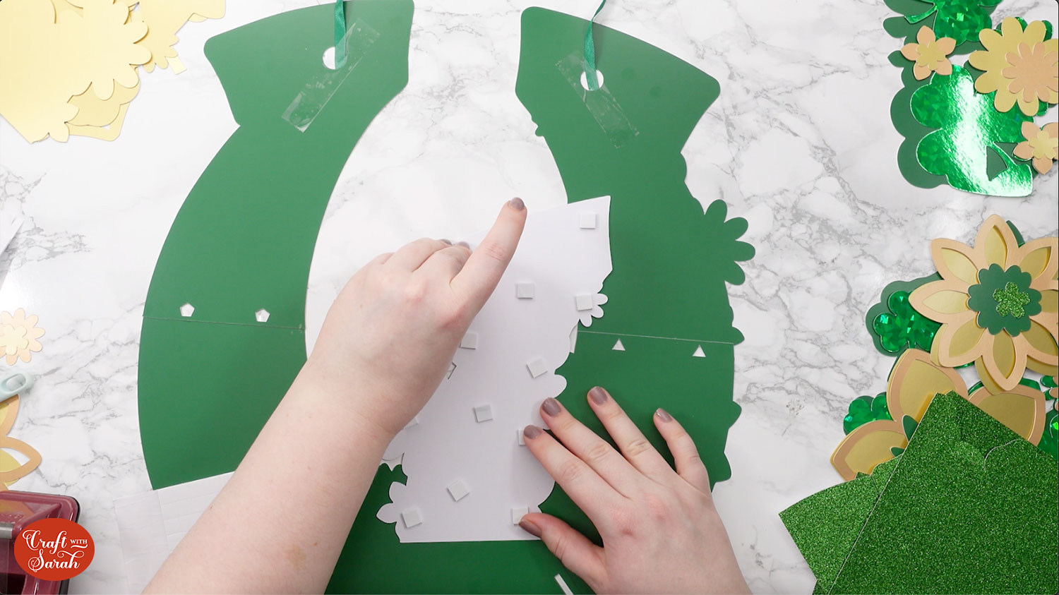 GIANT Lucky Horseshoe SVG ☘️ DIY St Patrick's Day Craft - Craft with Sarah