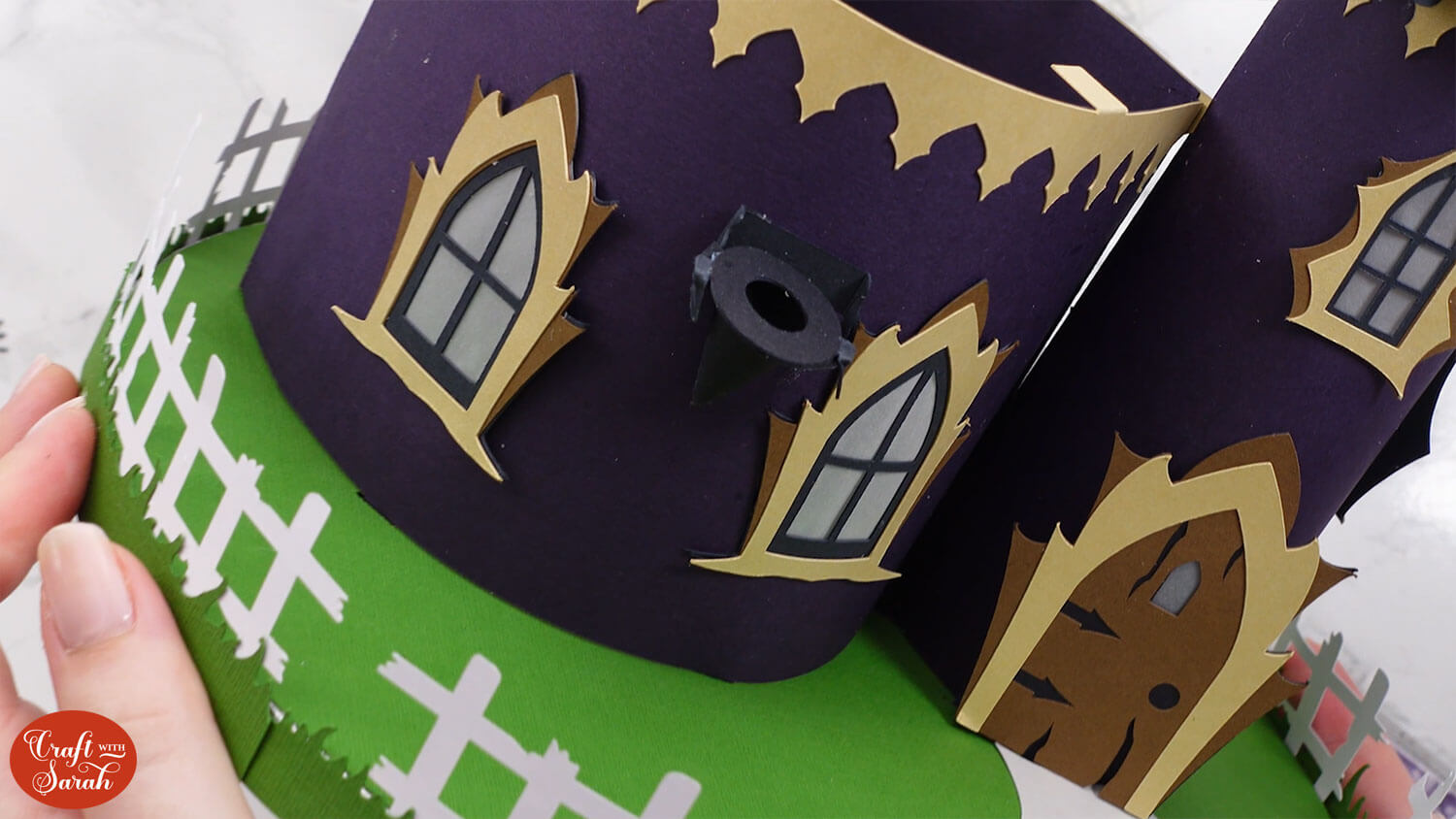 HCC 2024 Day 07: 3D Haunted House - Craft with Sarah