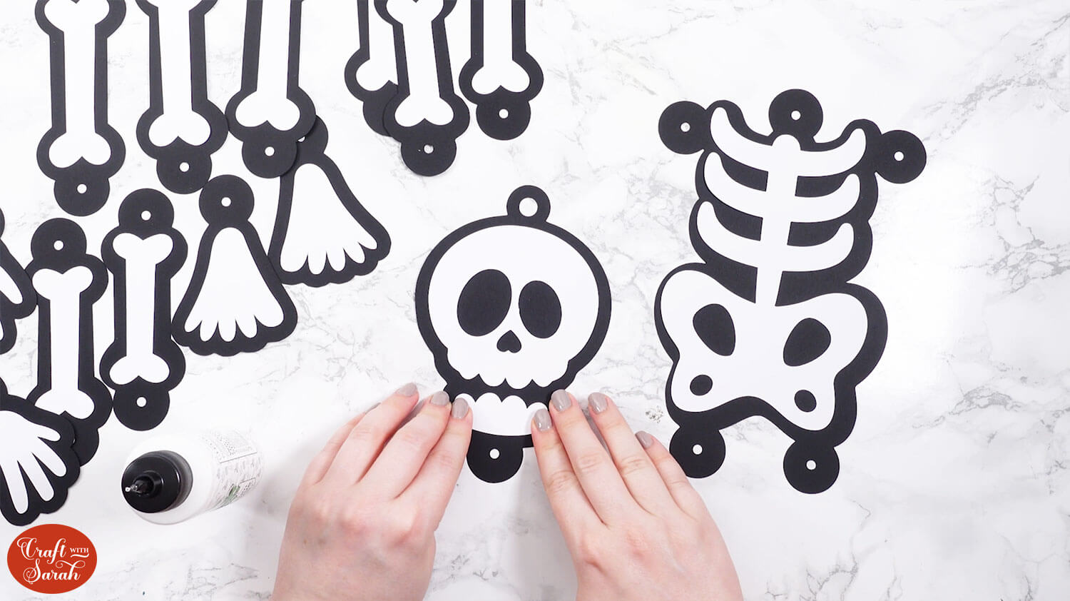 HCC 2024 Day 16: Giant Movable Skeleton - Craft with Sarah